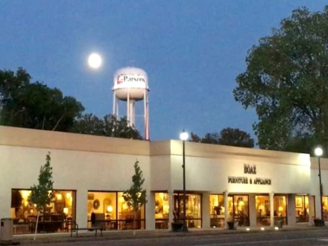 Boaz Furniture & Appliance - Parsons, TN